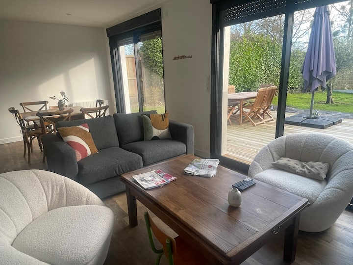 Maison Paisible Avec Jardin - Ille-et-Vilaine