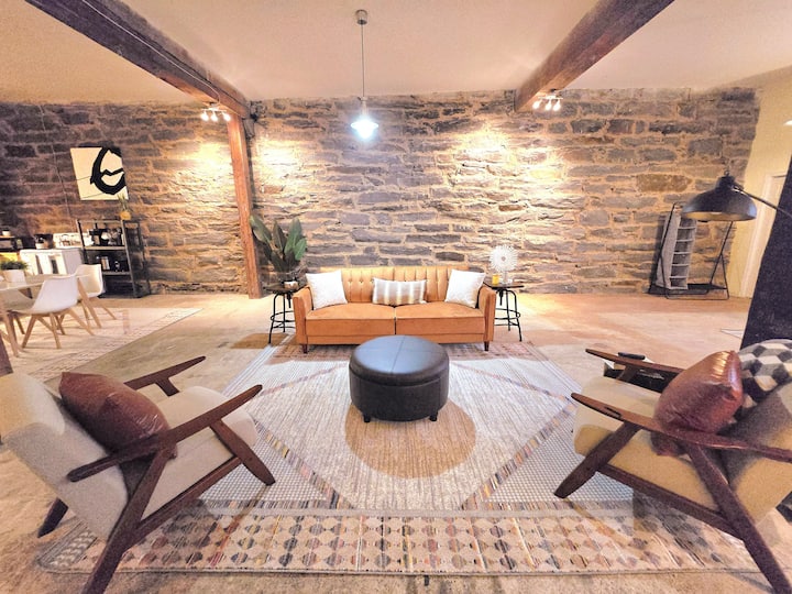 Rockwall On The River Loft/parking/extended Stays - Lynchburg, VA