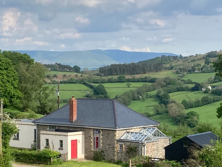 Rural Idyll - Space And Scenery - Builth Wells