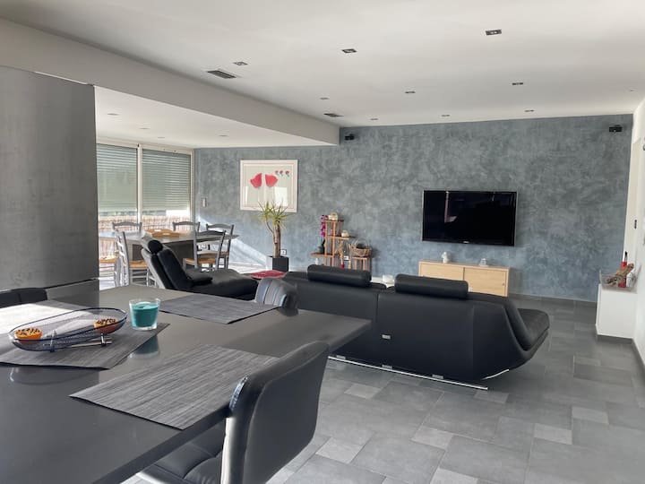 Grand Appartement Familial Avec Piscine - Bormes-les-Mimosas