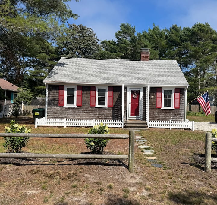 Nauti Pine Cottage (Nautical/knotty) | Dennisport - デニス, MA