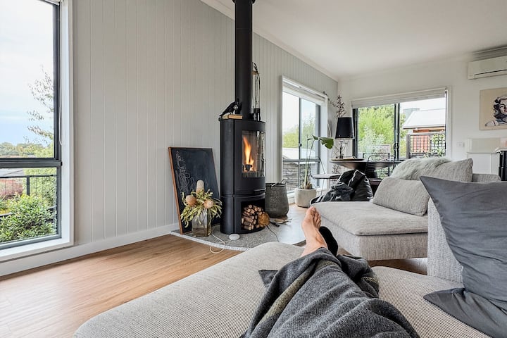 Secluded Cosy Retreat W/ Fireplace (Entire Home) - Kyneton