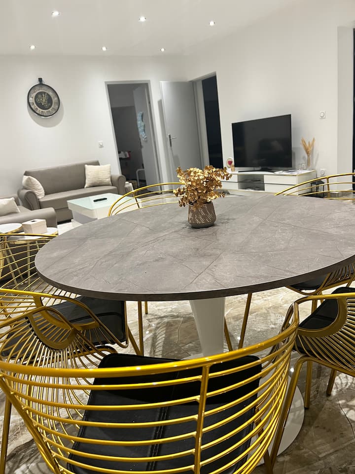 Luxe Appartement - Lac de Chanon