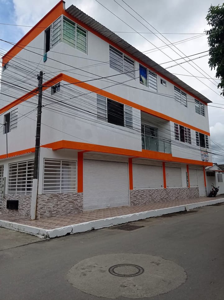 Apartamento Amoblado. - Granada