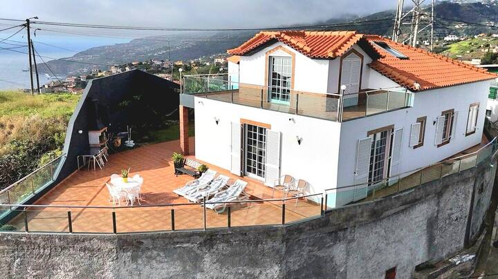 Villa Oceane: Vista Mar, Bbq, Terraços, Wi-fi - Ponta do Sol