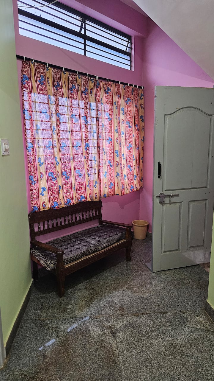 Private 2-room Flat Near Ss Mall ! - Davangere