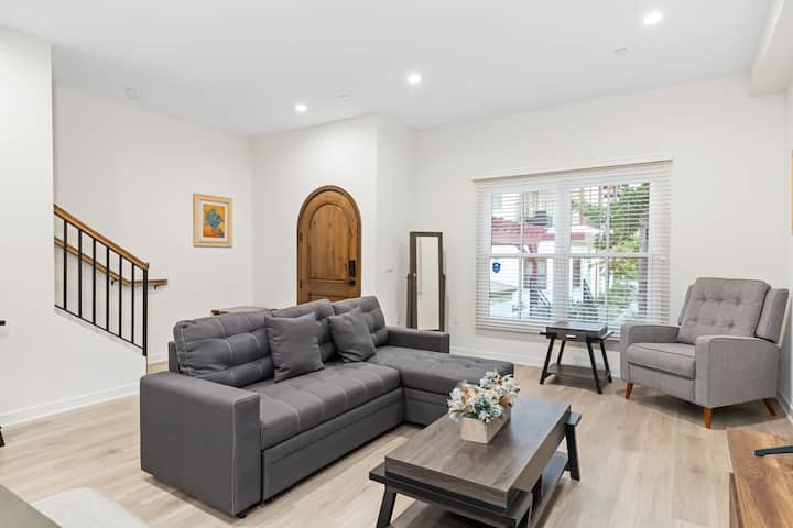 Elegant Room W/ Ensuite | Peace & Green Community - Pasadena, CA