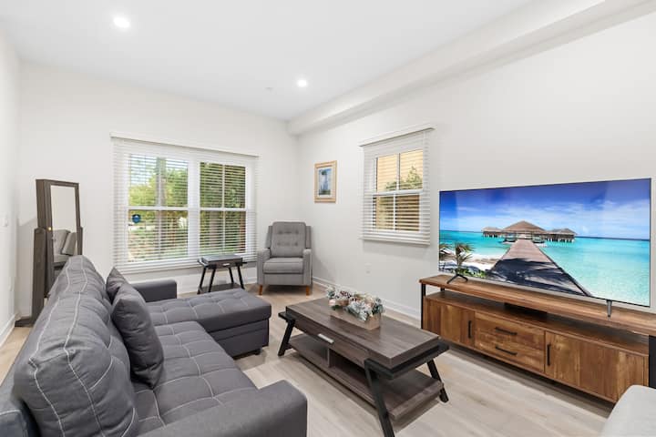 Cozy Room W/ Ensuite In Stylish 2024 Spanish Home - Pasadena, CA