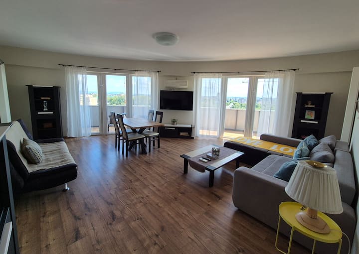 Panorama Apartment Plaza Tower - Satu Mare