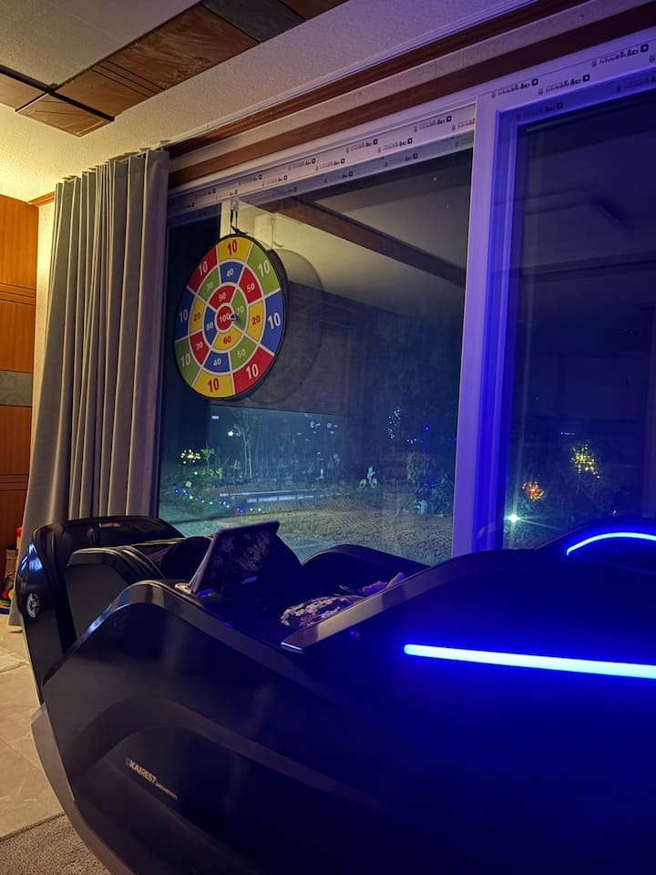 40평독채방3개
닌텐도안마기
하조대Ic3분
설악산한계령오대산20분
멍팬션
마운틴뷰청정맛집 - Yangyang