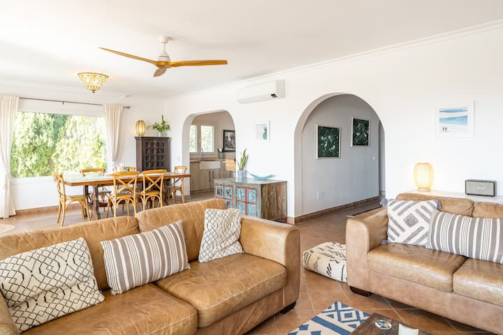 Private Pool & Garden. Sea View. Huge Terrace. - Estepona