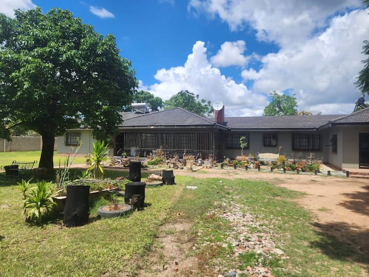 Cosy 1 Beds In Greendale Harare Drive - Zimbabue