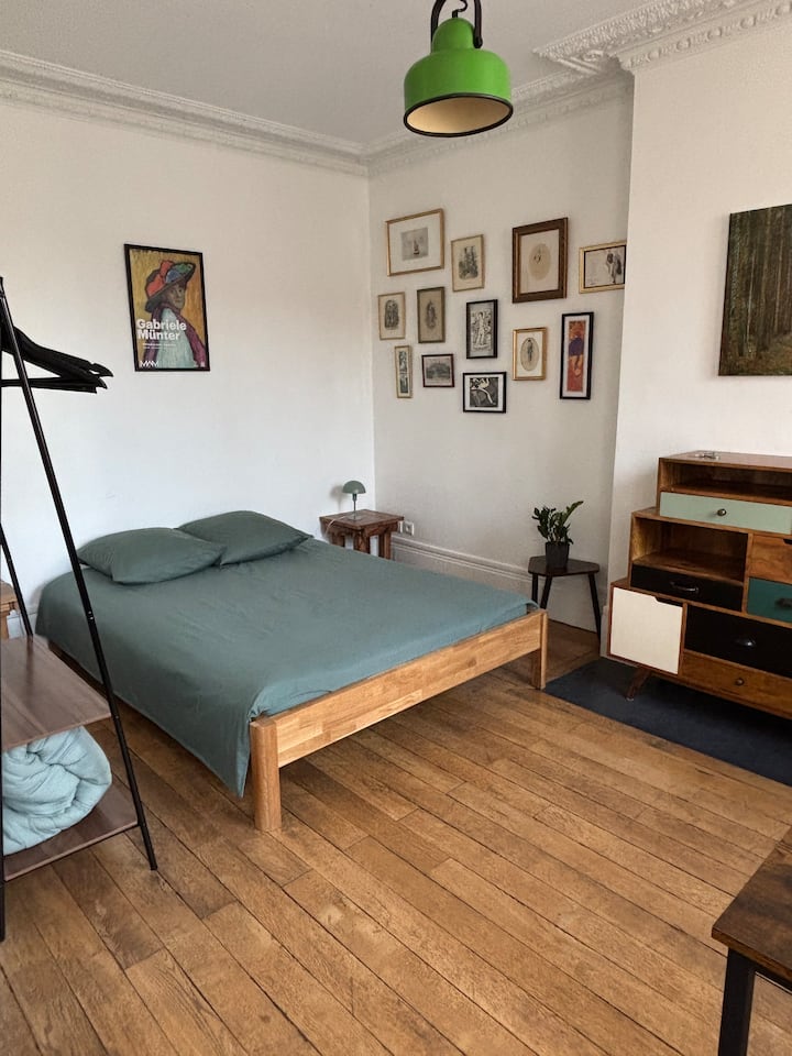 Grande Chambre + Petit Dej. - Métro 12 - Parc Expo - Issy-les-Moulineaux