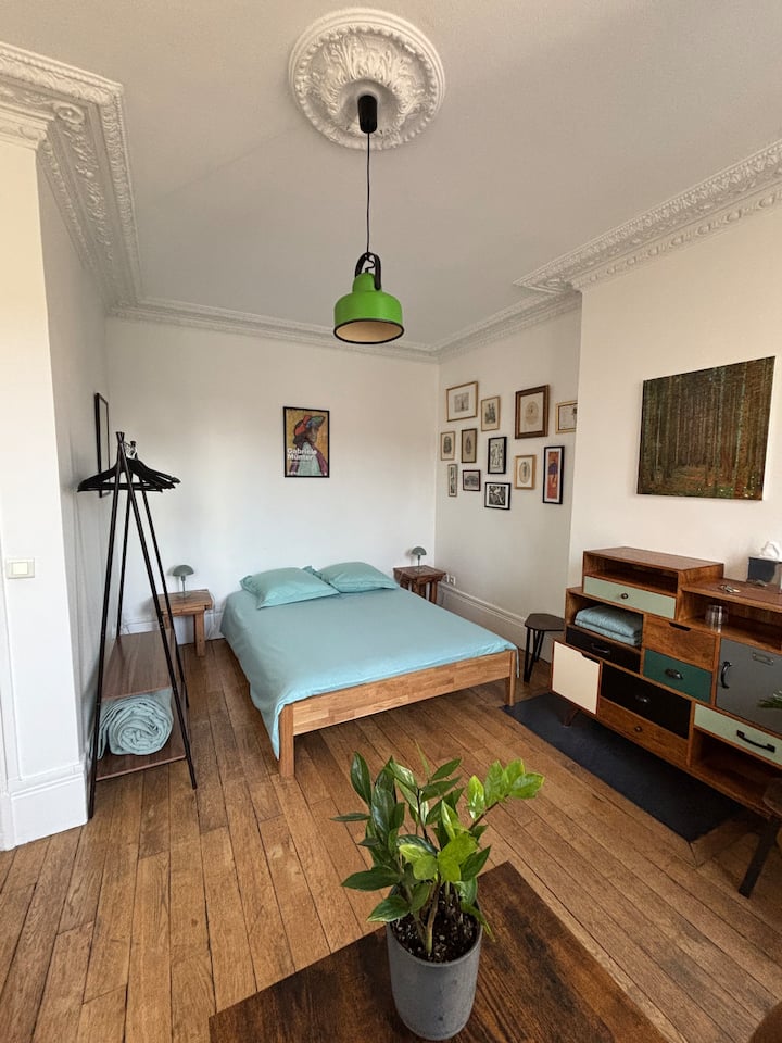 Grande Chambre + Petit Dej. - Métro 12 - Parc Expo - Paris