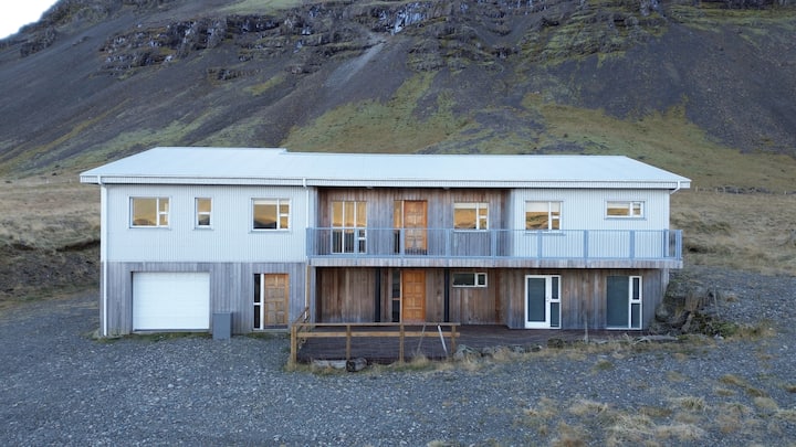 House In Fjörður In Lón South East Of Iceland - Islandia