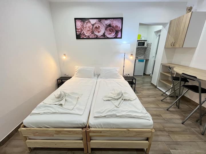 Attila Studio Iii. - Hajdúszoboszló