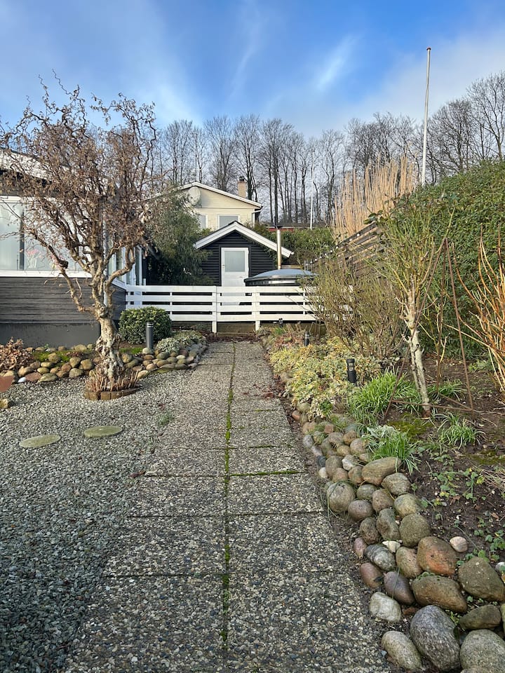 Hyggeligt Sommerhus I Skarrev - Aabenraa