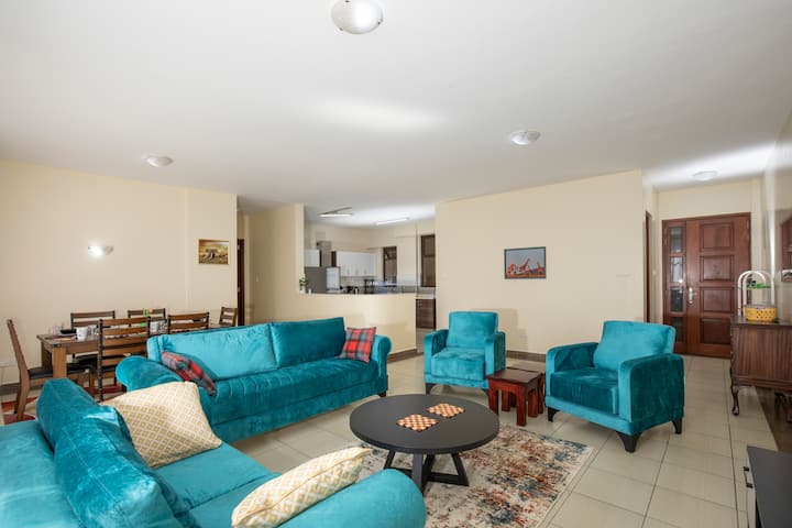 6 Beds|4ba Walk To Sarit Heated Pool Very Roomy - Nairobi