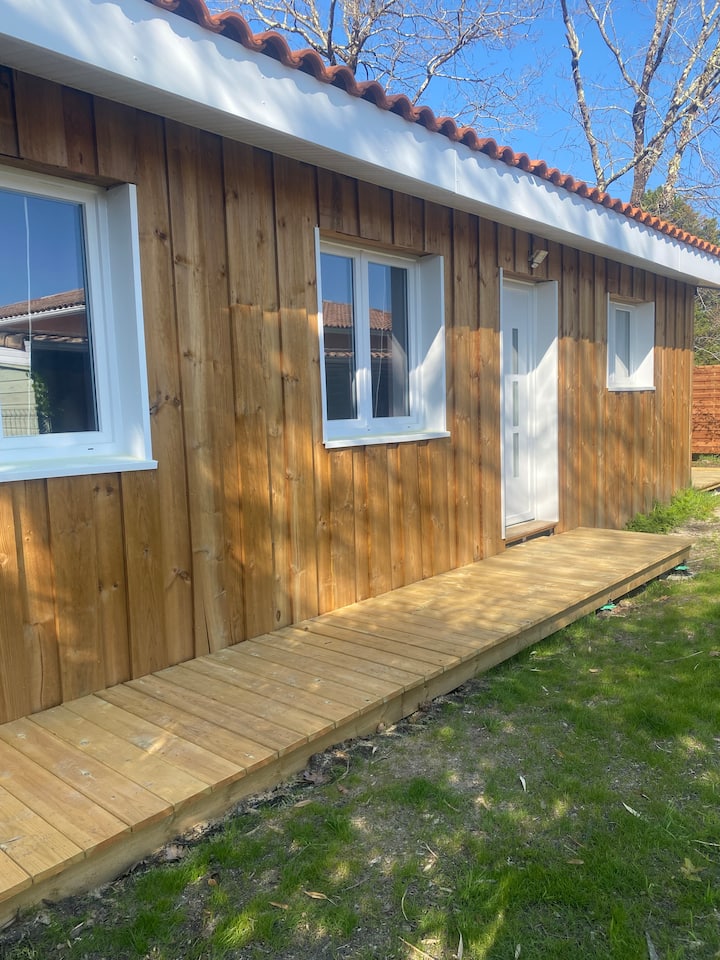 Maison En Bois De 40m 2 Avec Jardin Privatif. - Biscarrosse