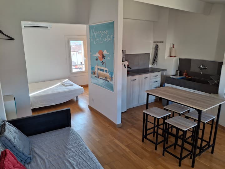 Situation Idéale - Logement Climatisé Et Lumineux - Calanque du Mugel