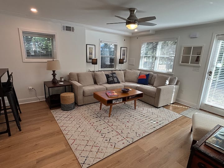 Charming Cabbagetown Apartment Steps From Beltline - Atlanta, GA