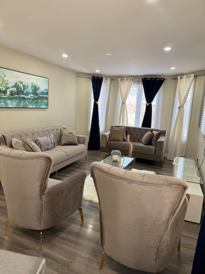 Fancy Cozy Guest House - Windsor