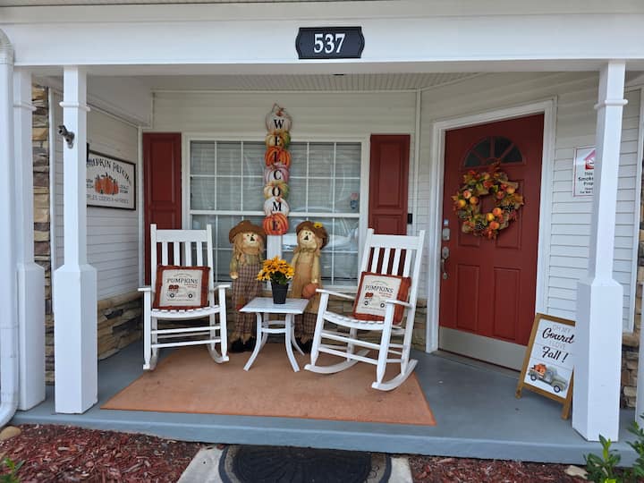 New! 2br*resort Amenities + 1 Mile To Pigeon Forge - Sevierville, TN