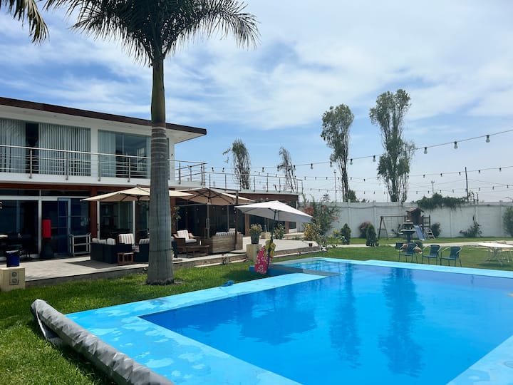 Linda Casa Familiar Con Piscina - Chancay