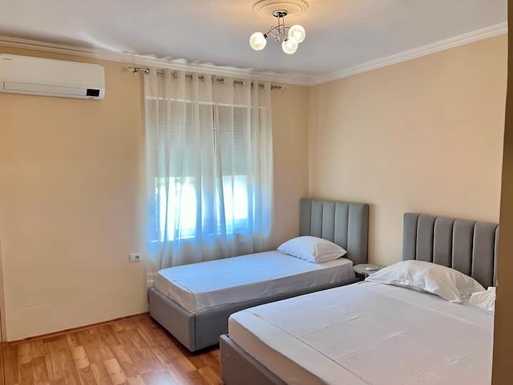 Skanderbeg Two-bedroom Retreat - Tirana