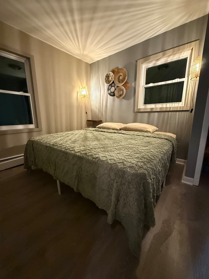 Casita Con Cine En Casa - Syracuse, NY