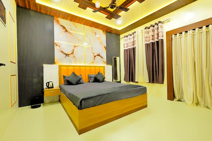 Trijal Homestay | Peaceful 3br Home Varanasi - 바라나시