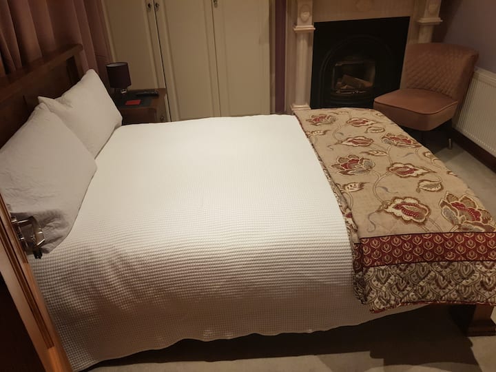 Comfy Dooradoyle Rooms - 리머릭