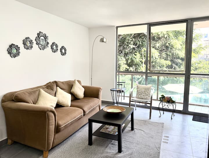 Walk To ÁNgel Independencia | Usa Embassy - Mexico City