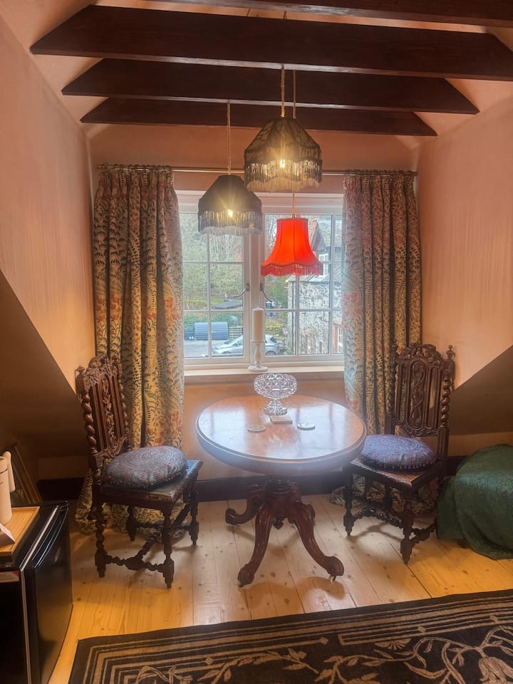 Wood Wing Suite At Bellspool - Peebles