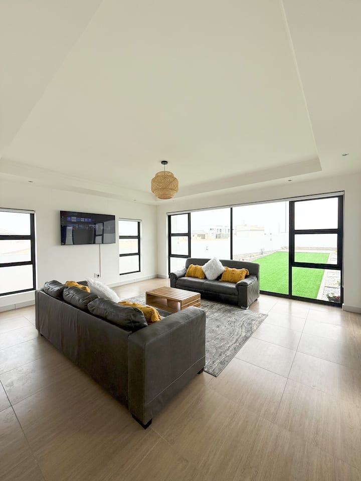 Sea Gem Self Catering (5 Bedrooms) - Swakopmund