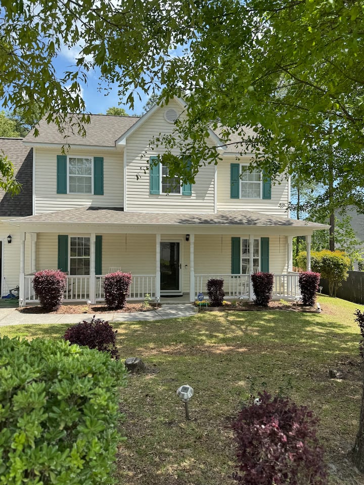 Cozy Cul-de-sac 3br, W/bonus Room & Big Backyard - Leland, NC