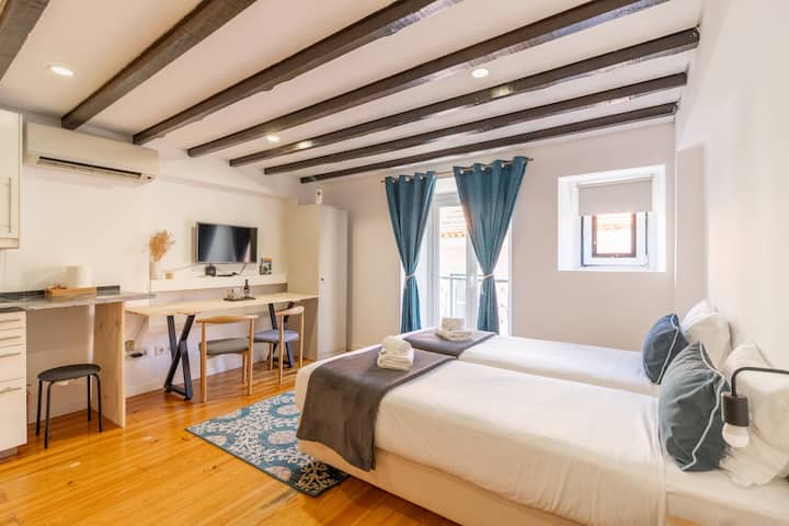 Bairro Alto Studio 2 · Super Central · Ac - Lisbon