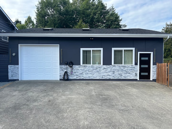 The Cozy Comfort - Des Moines, WA