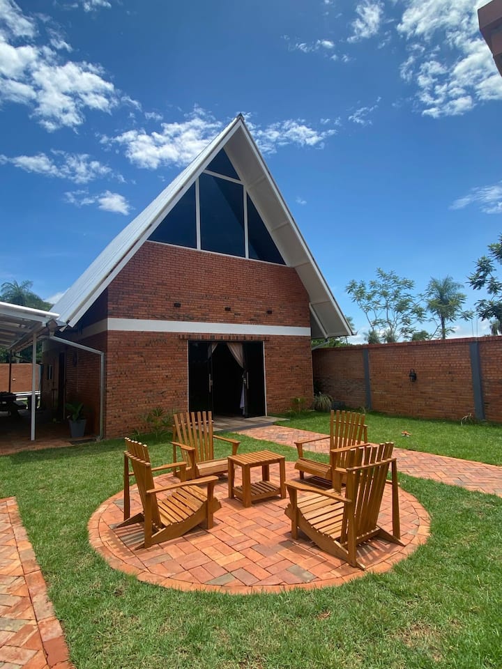 Cabaña Premium ÑAkurutu De La Mala Junta - Paraguay