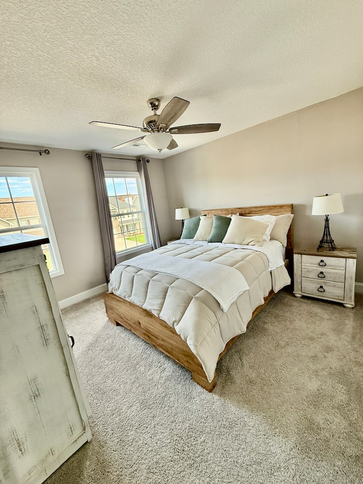 New! 3 Bed/3bth Home. 15 Min To Ut/downtown. - Clinton, TN