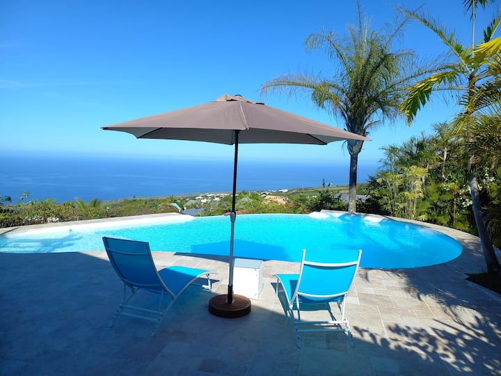 Bungalow Avec Vue Panoramique, Piscine, Jaccuzzi - Saint-Leu