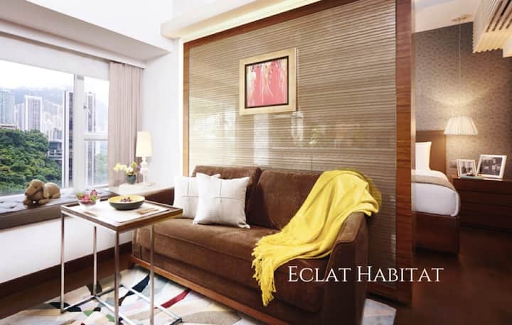 Morning Walk On Mid Level In Wan Chai - Hong Kong