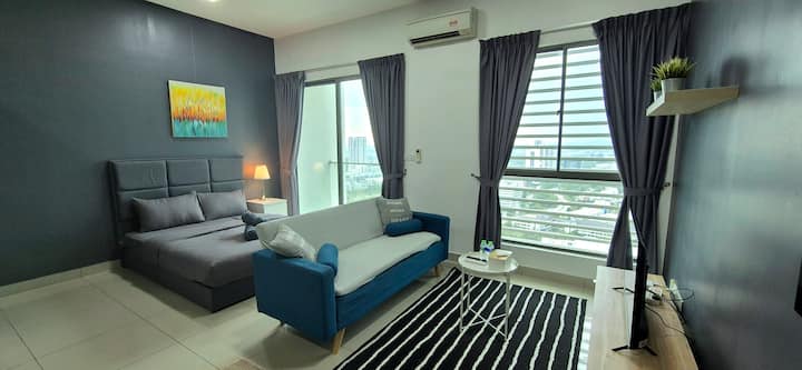 #Cs3 Enjoy The Cosy Privacy | Wifi | Internet Tv - Cyberjaya