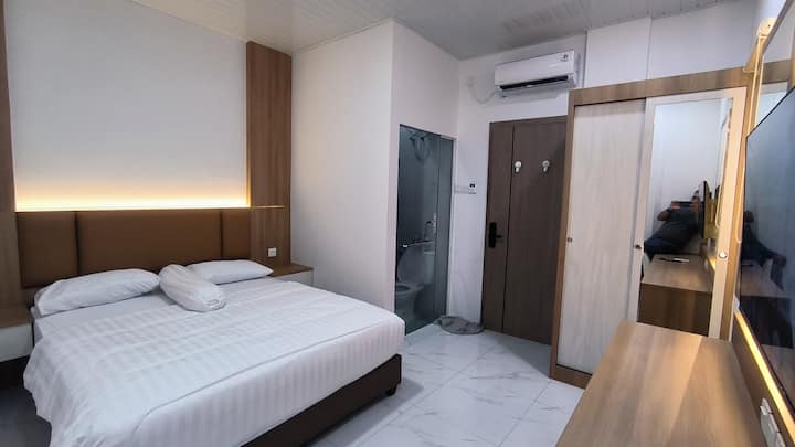 Jj Guest House | Superior Room - Batam