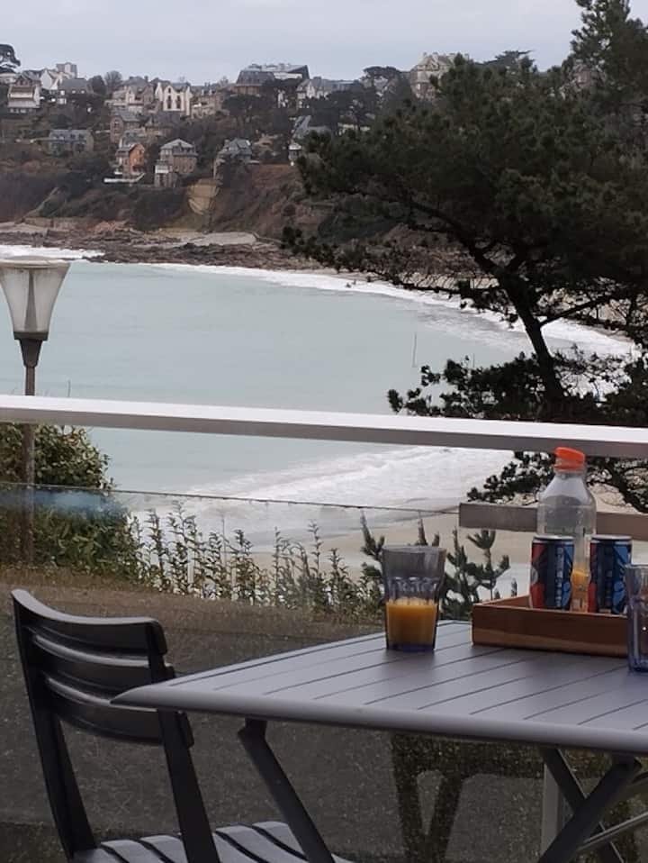 Ar 6, Appartement Bord De Plage - Plage Saint Guirec