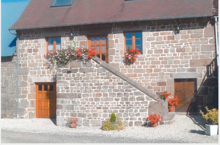 Maison, Gîte à La Campagne - Orne