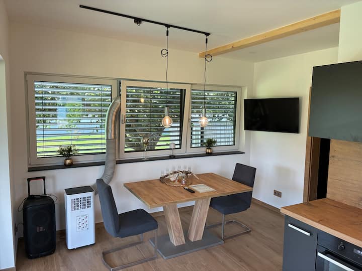 Häuschen 35m2 + 20m2 Terrasse Mit 1600m2 Grund - Wolfsberg