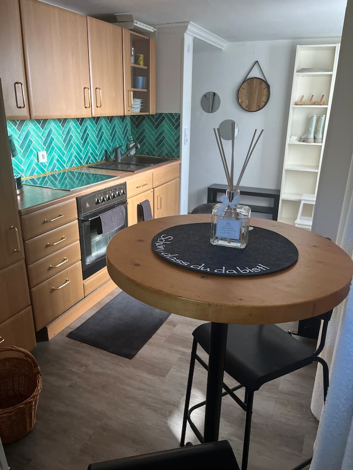 Basement Apartment With Own Entrance In Dortmund - Dortmund