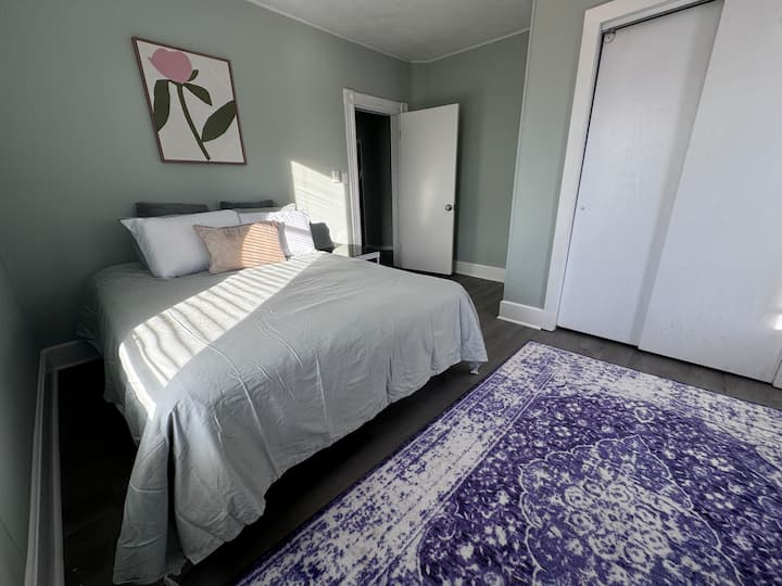 The Purple Room In Mt Lake Park - Oakland, MD