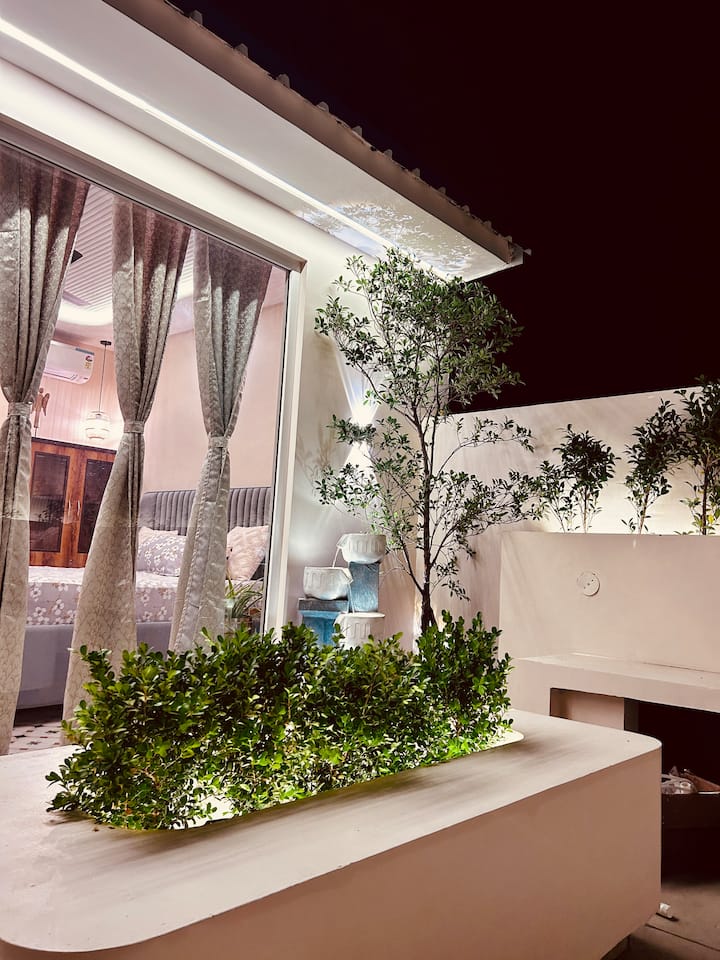 The Lazydaze | Good Vibes - Panchkula